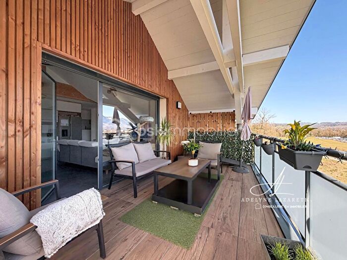 Appartement à vendre - Poisy - 5 pièces - 4 chambres