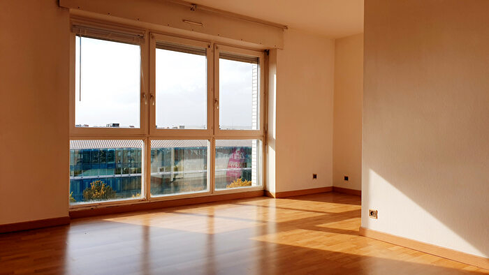 Appartement à louer - Troyes, Cathédrale - 1 pièce