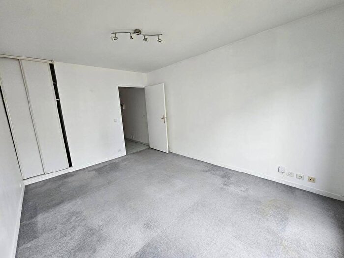 Appartement 1 pièce à Seine Nord, Puteaux, à louer
