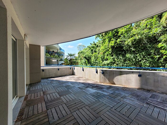 Appartement à louer - Pau - 3 pièces - 1 chambre