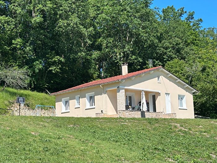 Maison 5 pièces à Rouffignac-de-Sigoulès, à vendre