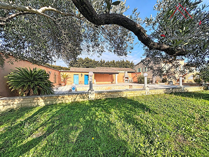 Maison à vendre - Sainte-Cécile-les-Vignes - 6 pièces - 4 chambres