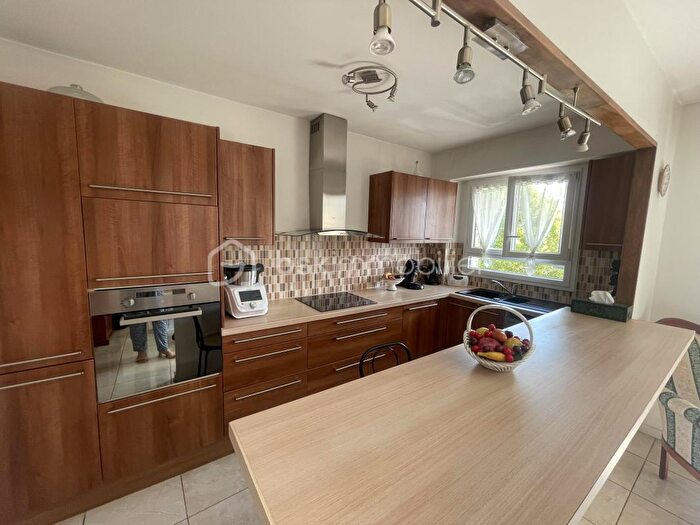 Appartement à vendre - Boissy-Saint-Léger, Savreau, Gare - 4 pièces - 2 chambres