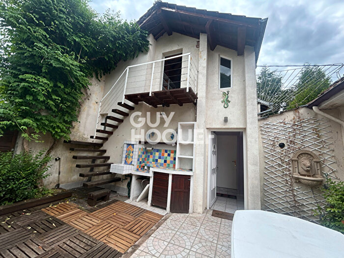 Saint-Léger-sous-Beuvray : Maison 5 pièces à vendre