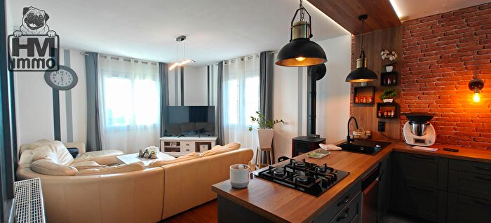 Maison à vendre - Thiviers - 5 pièces - 4 chambres