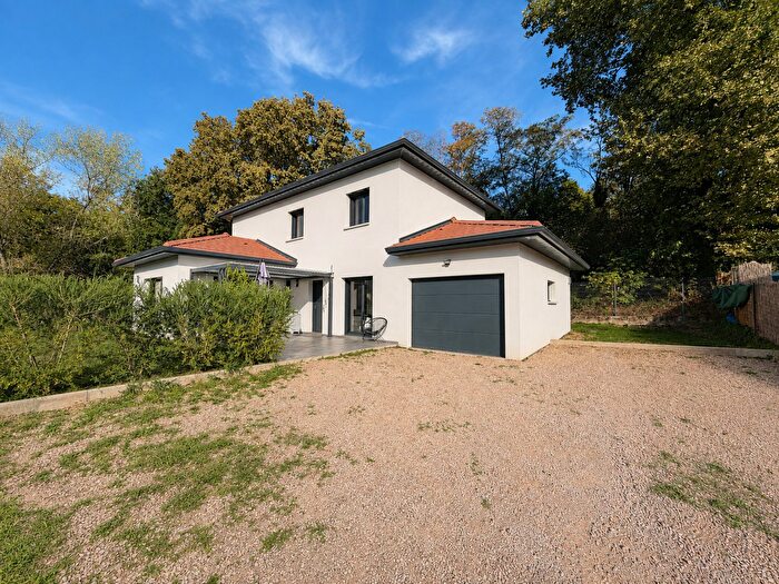 Pont-de-Chéruy - Maison 6 pièces à vendre
