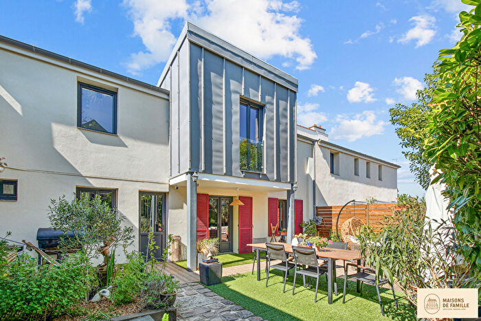 Maison à vendre - Saint-Nom-la-Bretèche - 4 pièces - 2 chambres