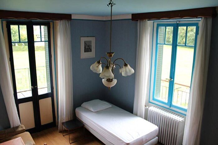 Appartement à louer - Centre Ville, Cluses - 1 pièce