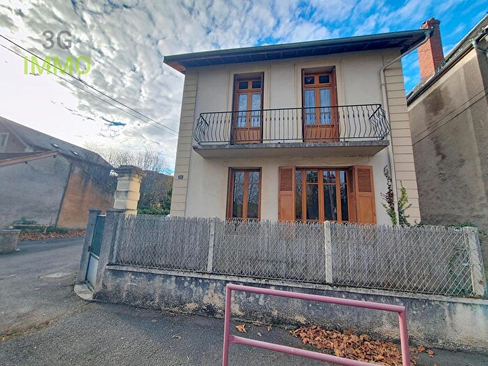 Maison à vendre - Loures-Barousse - 5 pièces - 3 chambres