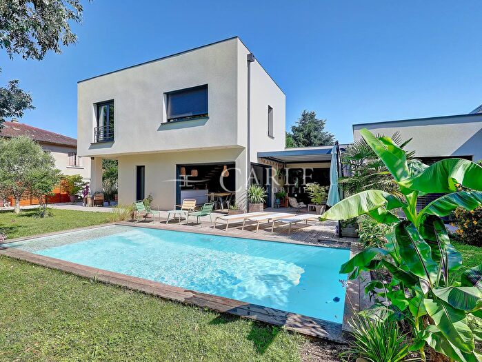Maison 7 pièces à vendre à Jonage