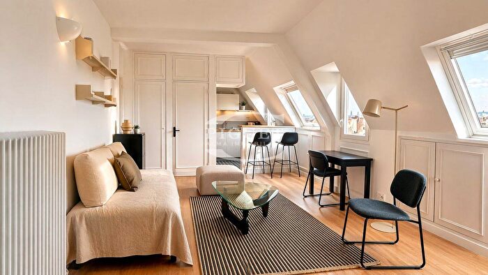 Cambronne-Garibaldi, Paris ème arrondissement - Appartement 2 pièces à louer