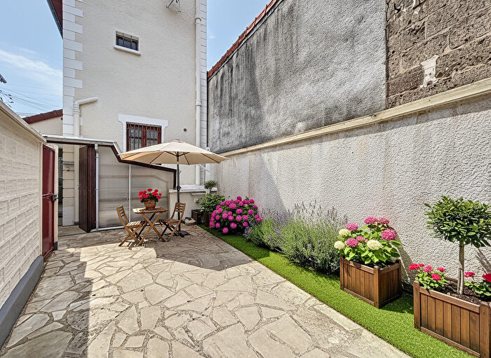 Saint-Maur-des-Fossés, La Pie : Maison 3 pièces à vendre