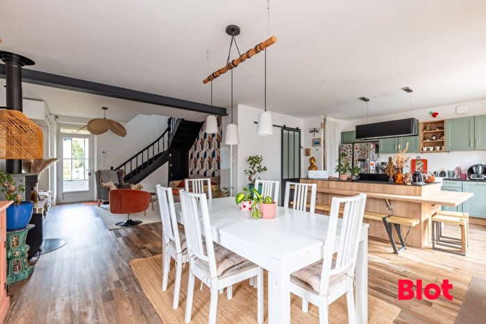 Maison 6 pièces à vendre - Montreuil-sur-Ille