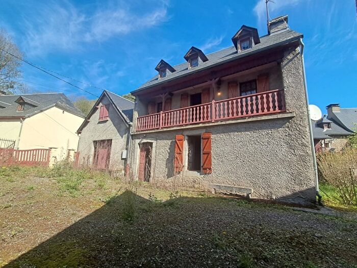 Maison 5 pièces à Escala, à vendre