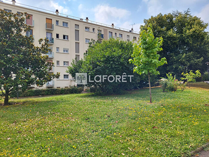 Appartement à vendre - Rueil-Malmaison, Mazurieres - 3 pièces - 2 chambres