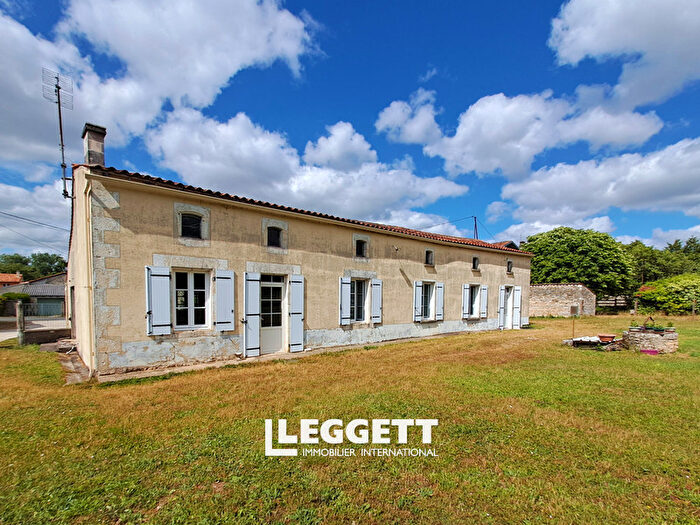 Barbezières - Maison 5 pièces à vendre