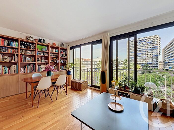 Boulogne-Billancourt, Point du Jour : Appartement 4 pièces à vendre