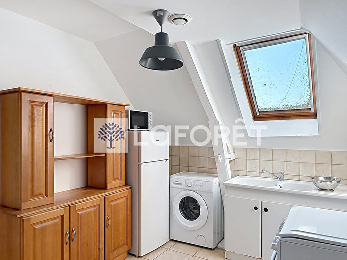 Appartement à louer - Saint-Varent - 3 pièces - 2 chambres