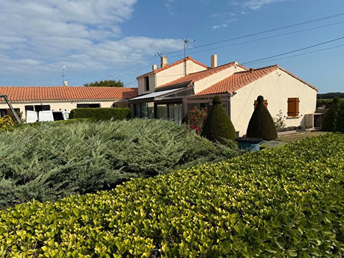 Maison 10 pièces à vendre - Saint-Georges-d'Oléron, Domino, Chaucre, Epinouses, Grand Cluseau, Coquettes