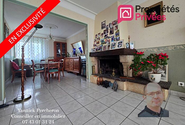 Maison 5 pièces à Chigné, à vendre