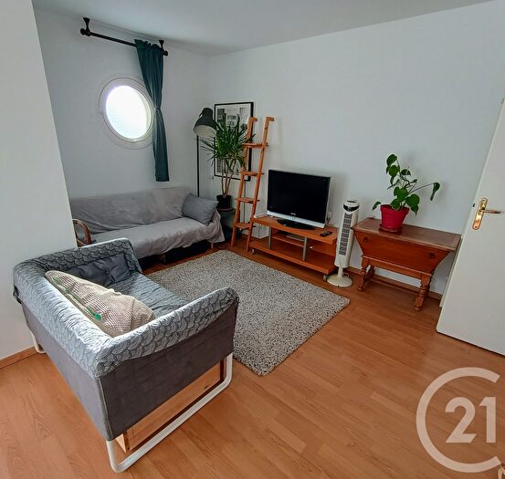 Appartement à louer - Cergy, Orée du Bois - 3 pièces - 2 chambres