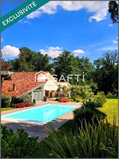 Maison à vendre - Condom - 7 pièces - 5 chambres