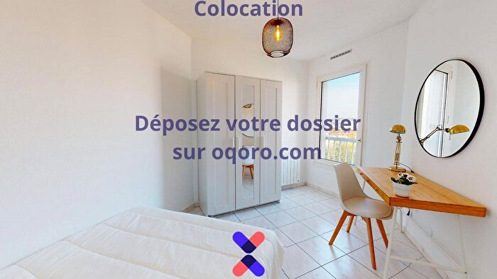 Appartement à louer - Le Grand Trou, Lyon ème arrondissement - 6 pièces - 5 chambres