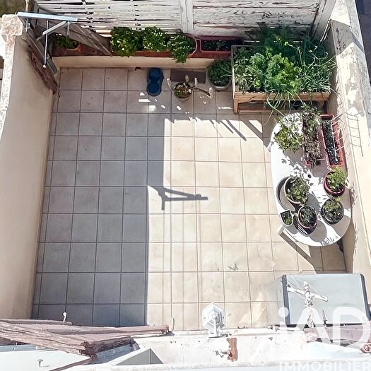 Appartement à louer - Toulon, Saint-Roch - 1 pièce