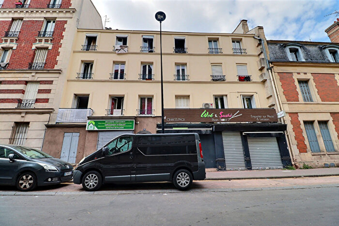 Appartement à vendre - Aubervilliers, Centre-ville, Victor Hugo - 3 pièces - 2 chambres