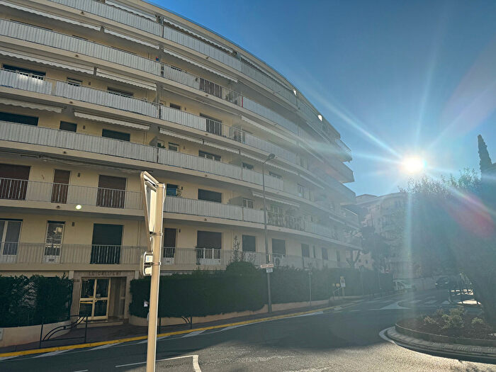 Cannes, Prado, République - Appartement 1 pièce à vendre