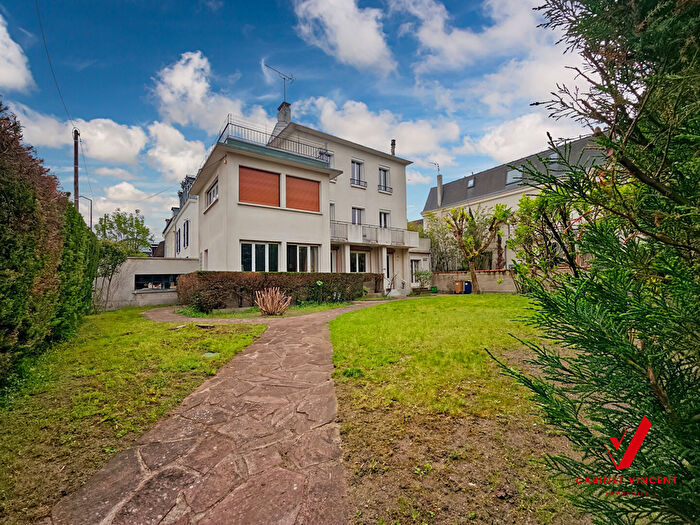 Maison 8 pièces à vendre à Colombes, La Petite Garenne