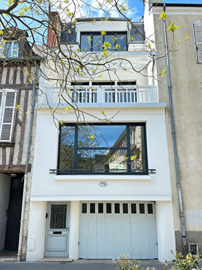 Maison à vendre - Orléans, Carmes - 5 pièces - 3 chambres