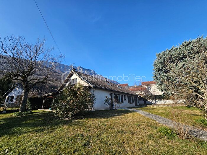 Maison à vendre - Claix - 8 pièces - 3 chambres