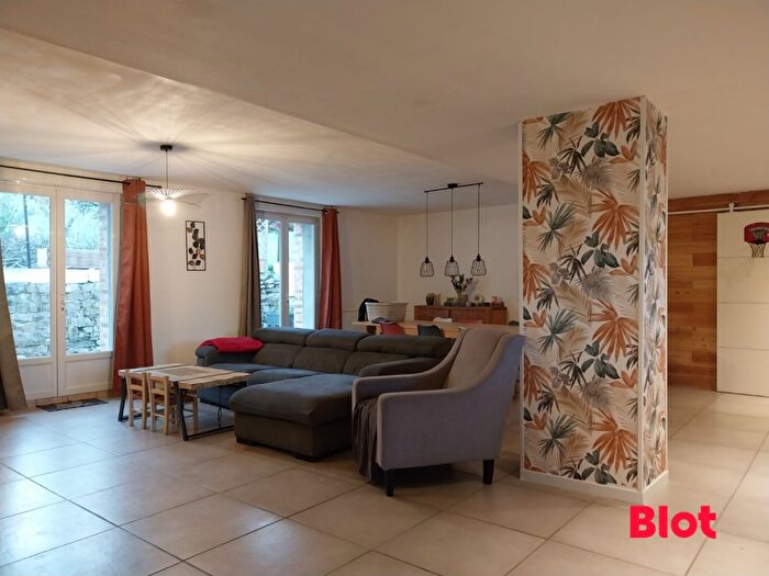 Maison à vendre - Bain-de-Bretagne - 5 pièces - 4 chambres