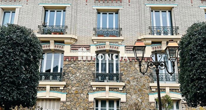 Residentiel-Barre dOrmesson, Enghien-les-Bains - Appartement 3 pièces à louer