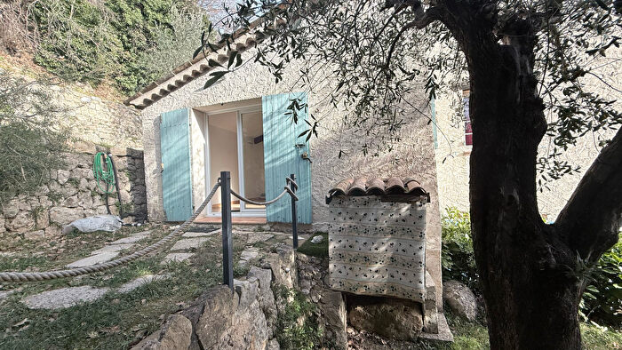 Appartement à vendre - Grasse, Magagnosc, Saint-Mathieu - 2 pièces - 1 chambre