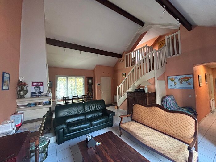 Maison à vendre - Noisy-le-Grand, Sud - 5 pièces - 3 chambres