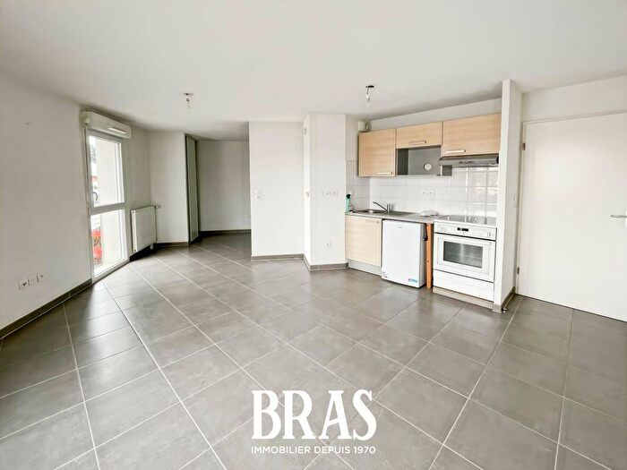 Appartement à louer - Hôtel de Ville, Couëron - 1 pièce