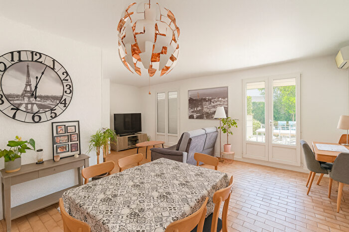 Maison à vendre - Avignon, Le Pont Deux Eaux, Fontcouverte - 6 pièces - 4 chambres