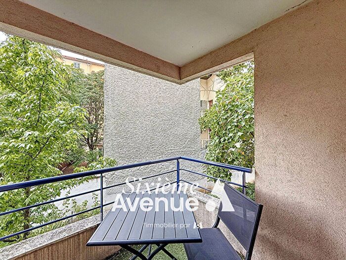 Sans Souci-Dauphiné, Lyon 3ème arrondissement : Appartement 2 pièces à louer