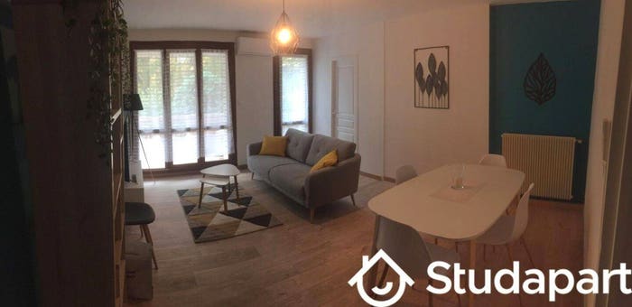 Stuart Nill-Malpeigne, Avignon - Appartement 1 pièce à louer