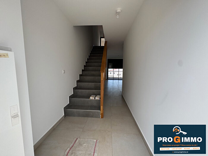 Appartement à louer - Le Tampon, Centre-ville - 4 pièces - 3 chambres