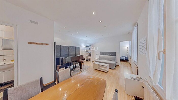 Appartement 2 pièces à Paris 19ème, La Villette, Porte de Pantin, à vendre