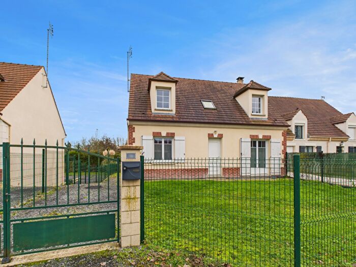 Maison à vendre - Noyon, Sud - 4 pièces - 3 chambres