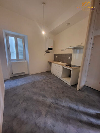 Appartement à louer - Privas - 5 pièces - 2 chambres