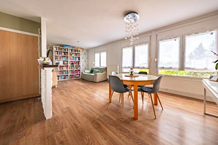 Appartement 4 pièces à Dijon, Montmuzard, à vendre