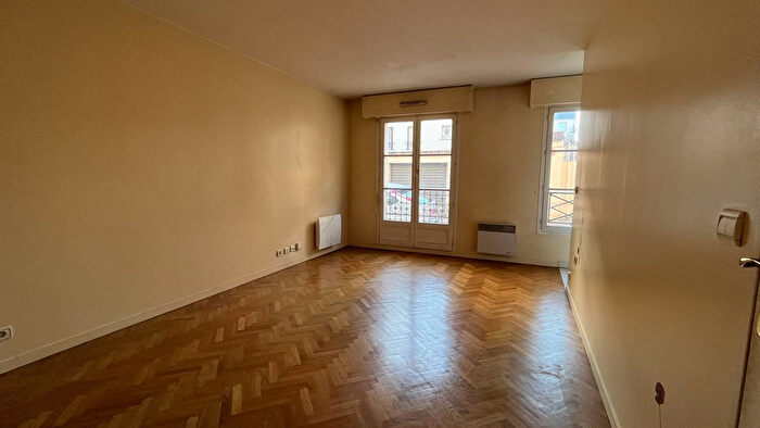 Appartement 1 pièce à Saint-Germain-en-Laye, Centre-ville, Quartiers forestiers, à vendre