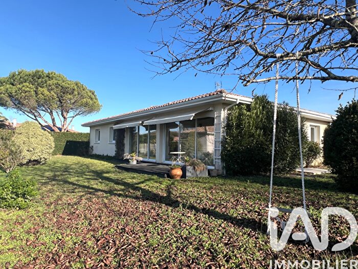 Maison à vendre - Arès - 5 pièces - 4 chambres