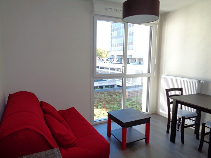 Brive-la-Gaillarde : Appartement 1 pièce à louer