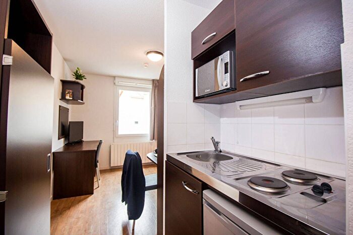 Appartement à louer - Grande Reyssouze-Grand Challes, Bourg-en-Bresse - 1 pièce